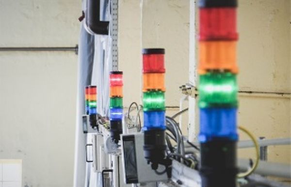 SAMSON VETEC verkürzt die Durchlaufzeiten und behält den Überblick ...